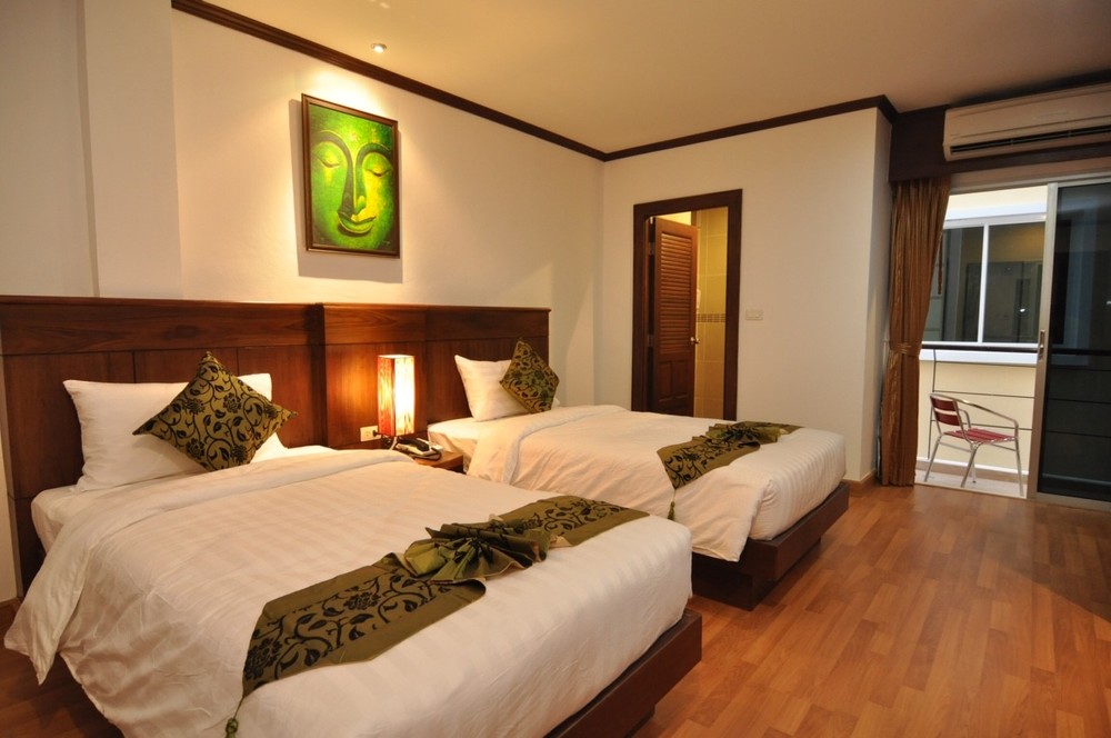 Отель HEMINGWAYS HOTEL 3*, о.Пхукет. Пляж Патонг / Phuket. Patong Beach ...