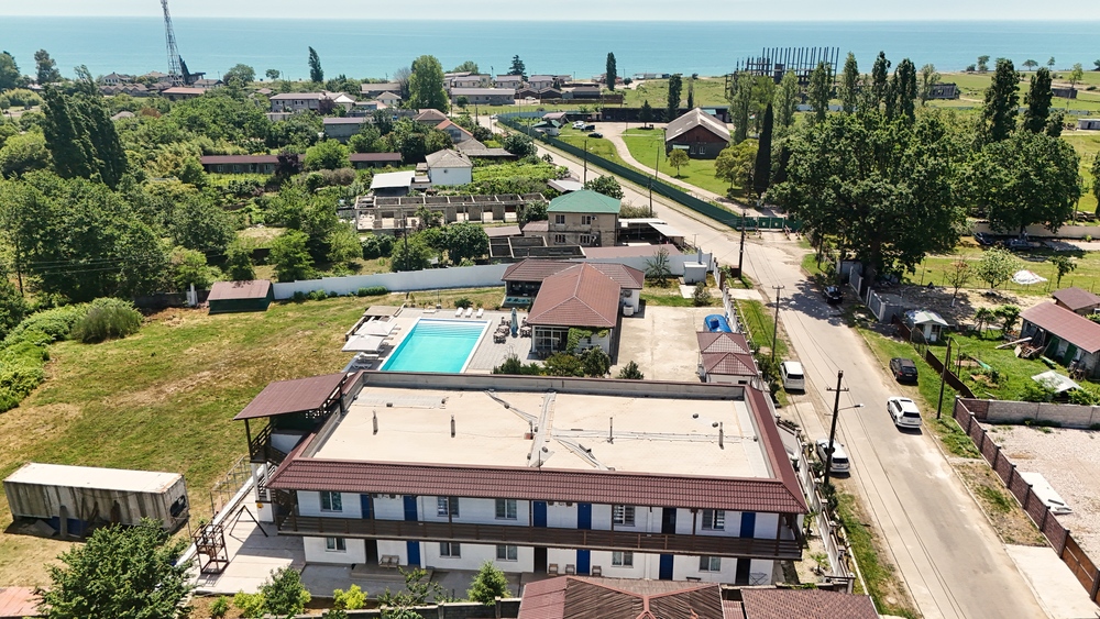 Отель СЕРЕБРЯНЫЙ ПЛЯЖ, отель эконом -*, Гудаута / Gudauta Абхазия: цены ...