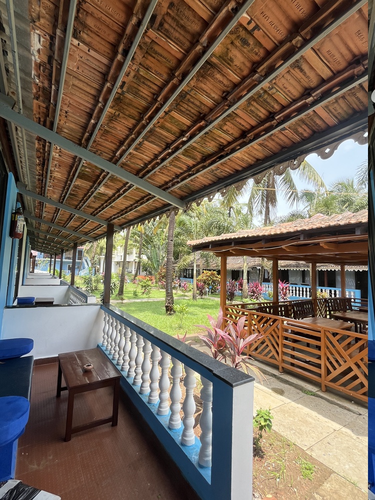 Отель ROCK BITE RESORT -*, Северный Гоа. Морджим / North Goa. Morjim ...