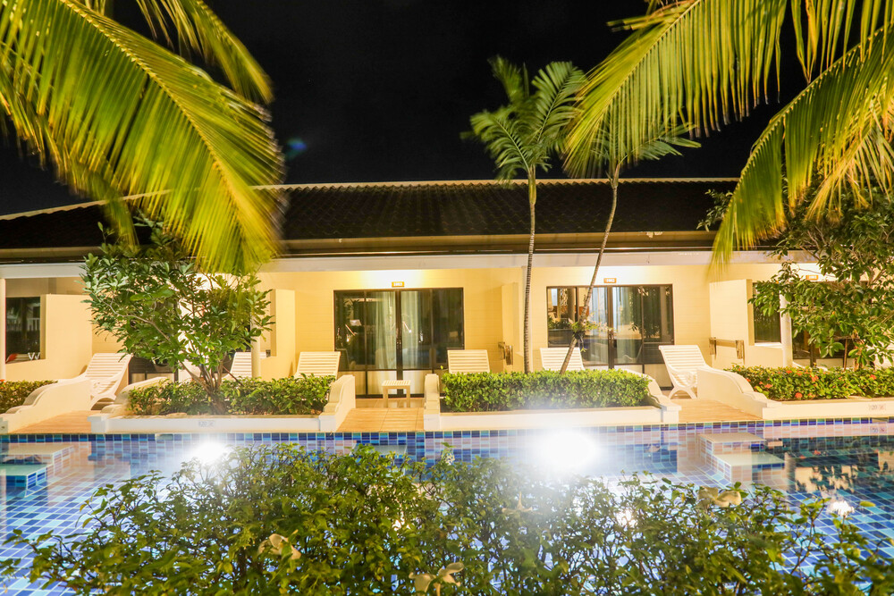 Отель TUANA HOTEL BROOK POOL ACCESS 4*, о.Пхукет. Другие регионы ...